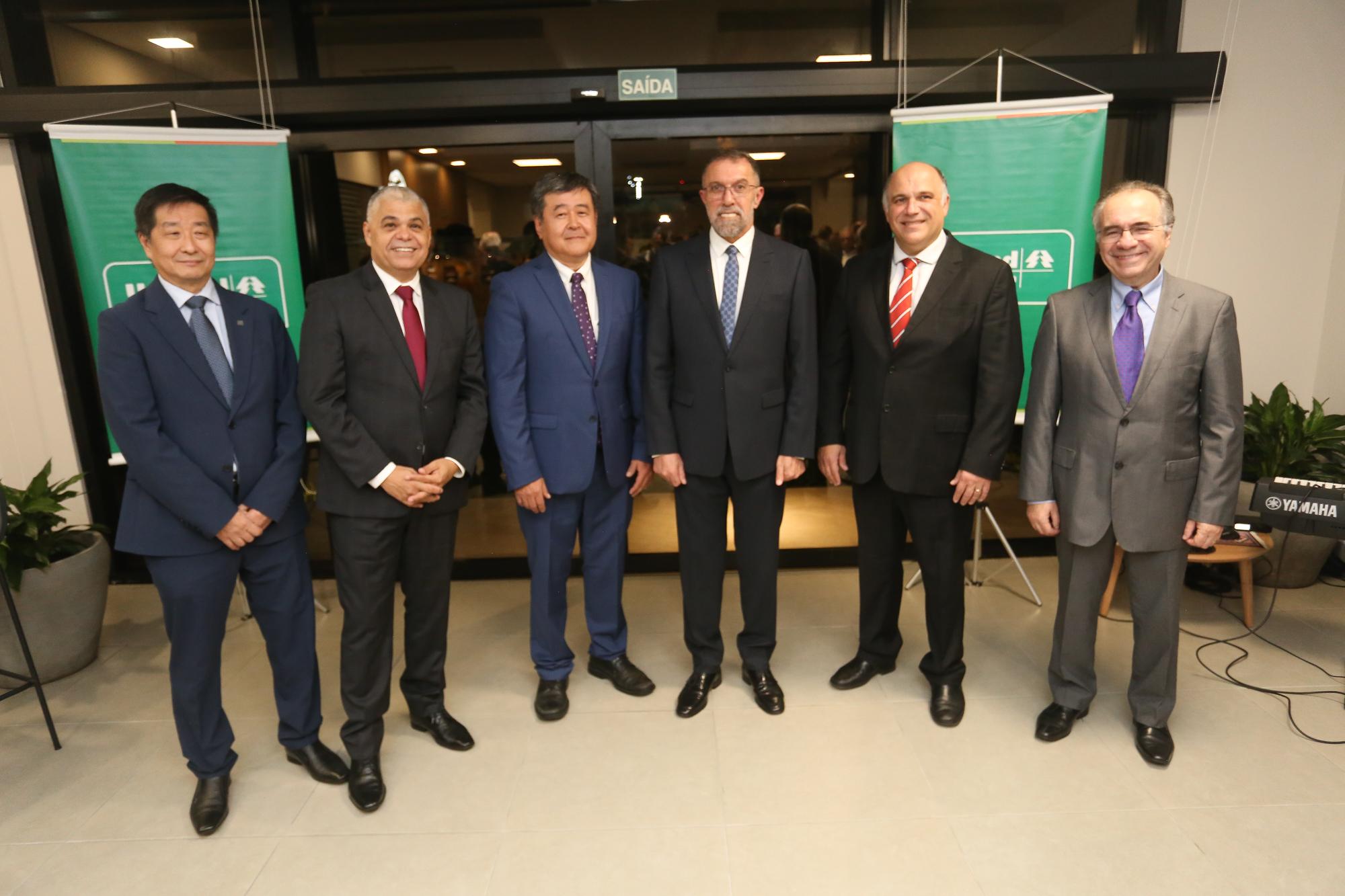 Eleita a nova diretoria da Unimed Curitiba - Saúde Debate